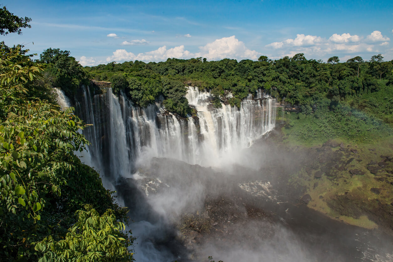 Best Time to Go to Angola - Climate, Weather, Where to Go? - Where And When